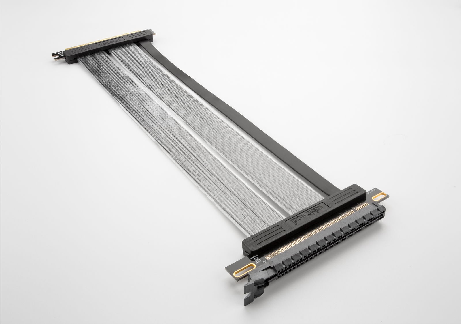 CableMod Straight PCI-e 4.0 Riser Cable (Black, 30cm) – CableMod