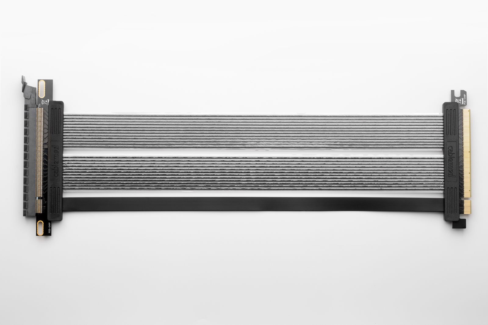 CableMod Straight PCI-e 4.0 Riser Cable (Black, 30cm) – CableMod